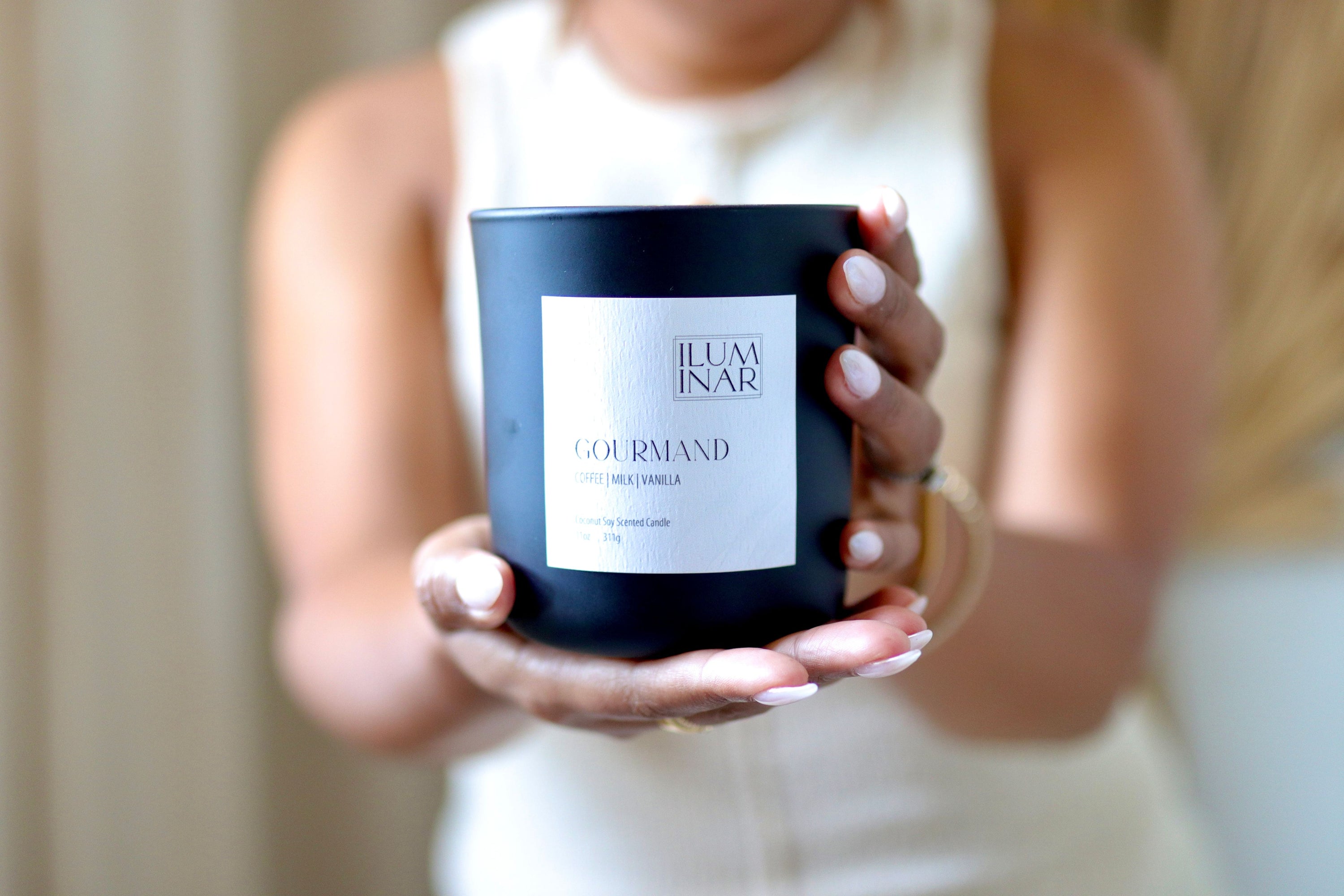 The Art of Luxury Candle Making – Iluminar